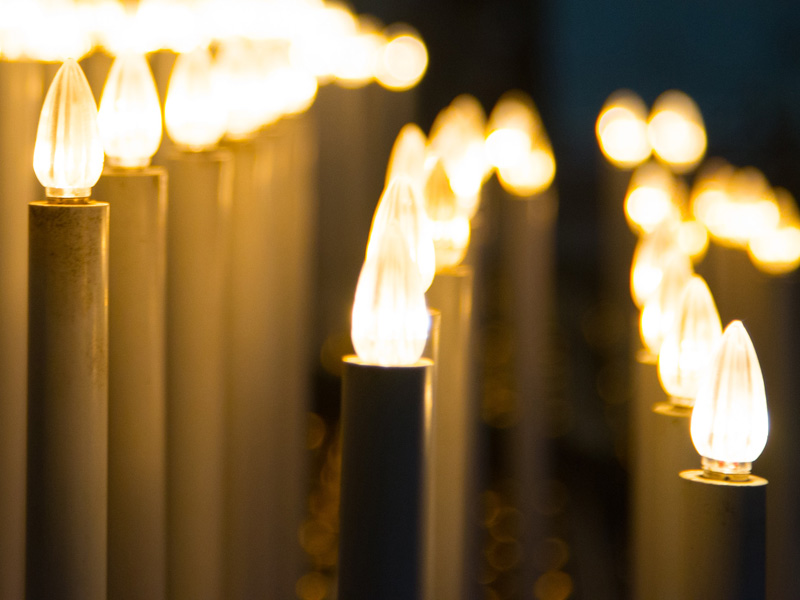 Candles - Fire safety at home | London Fire Brigade