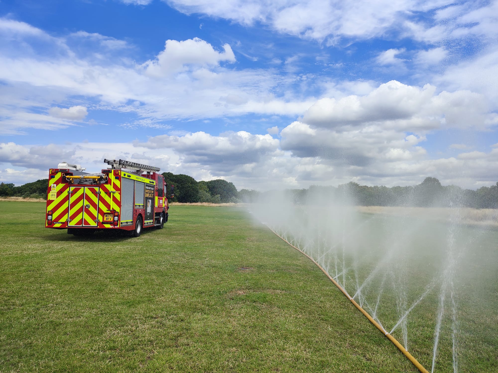 London Fire Brigade unveils new 'Holey Hoses' to tackle wildfires ...